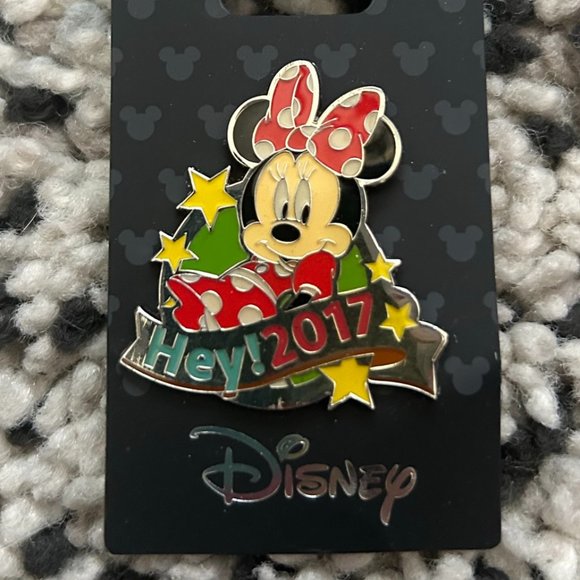 Disney | Accessories | Minnie Mouse Hey 28 Trading Pin Disney Brand New ...